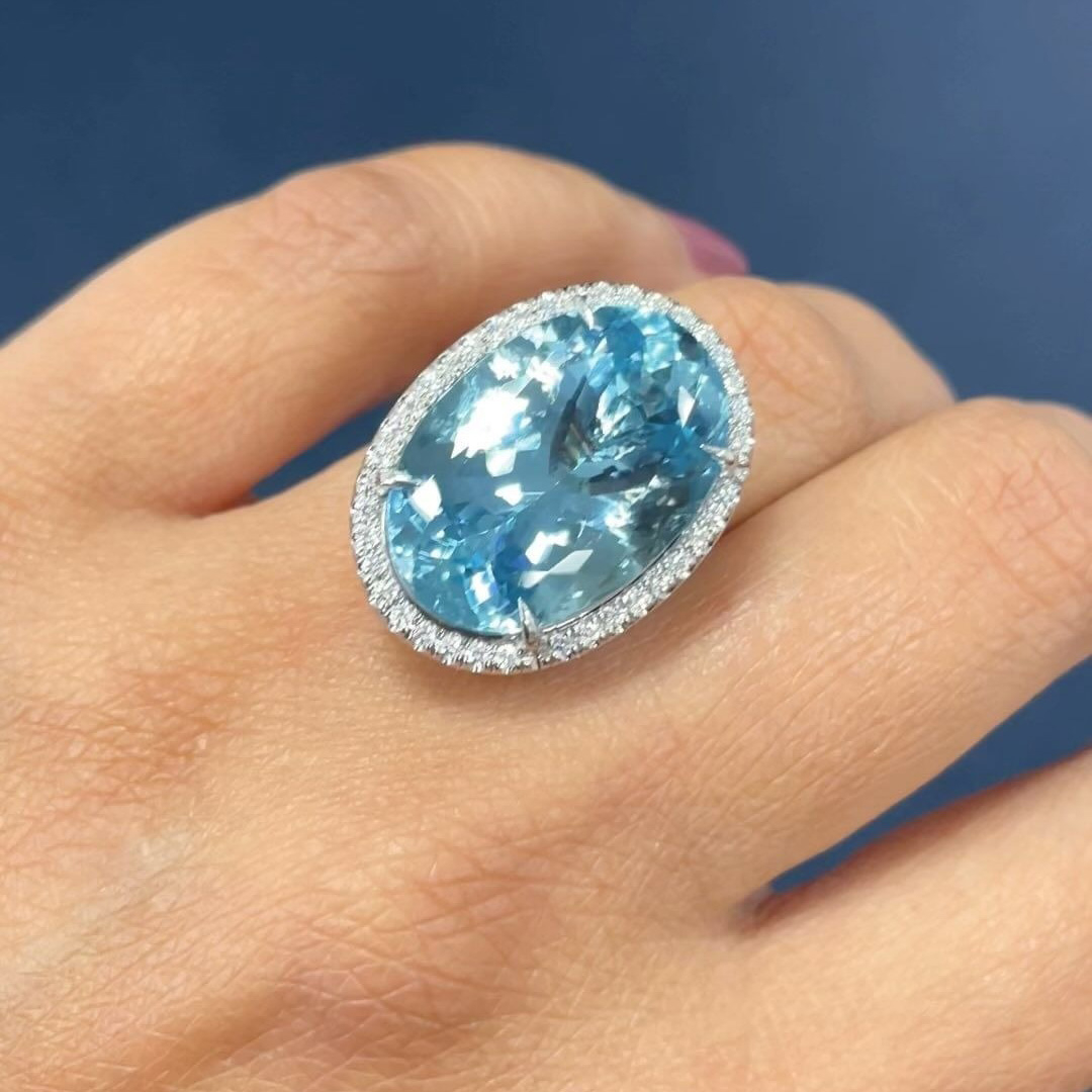 15ct Oval Cut Blue Topaz Cocktail Ring | SayaBling