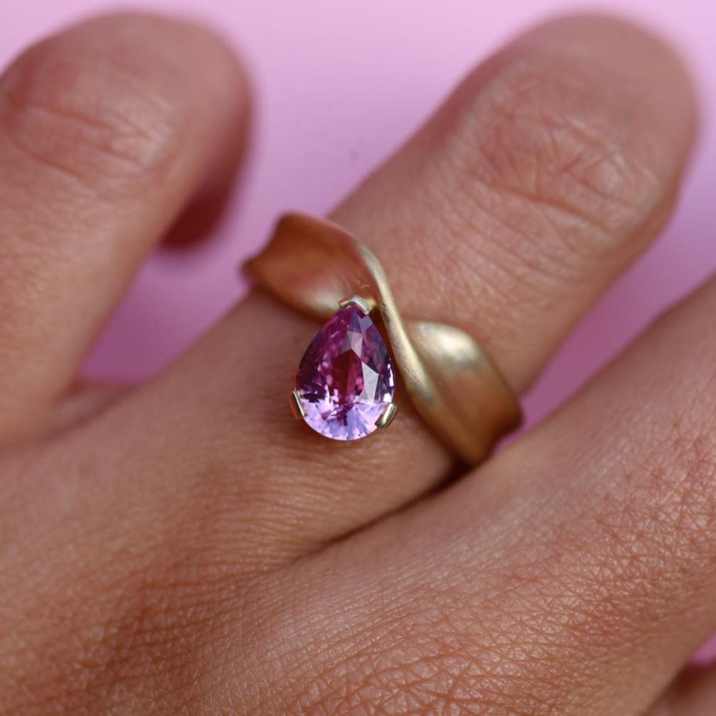 2ct Pear Cut Fuchsia Pink Sapphire Promise Ring | SayaBling