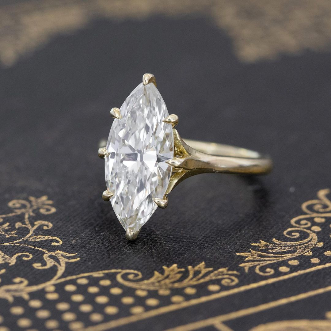 3.6ct Marquise Cut White Sapphire Ring in Gold | SayaBling Jewelry