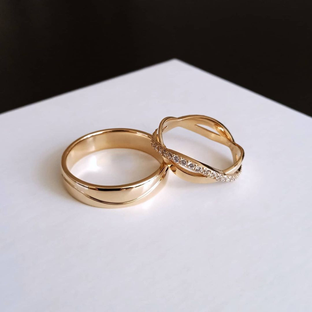 SayaBling Classic Sterling Silver Wedding Couple Ring | SayaBling