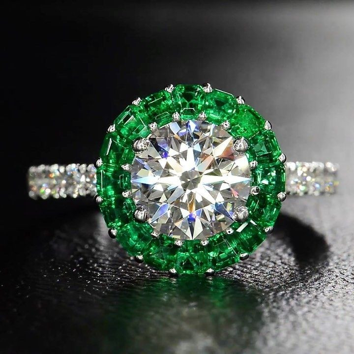 Round Cut White Sapphire Emerald Halo Engagement Ring for Women ...
