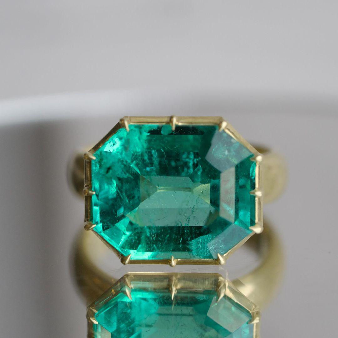7ct Octagon Cut Emerald Engagement Ring | SayaBling Jewelry