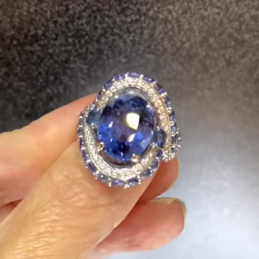 5ct Oval Cut Sapphire Twist Engagement Ring | SayaBling