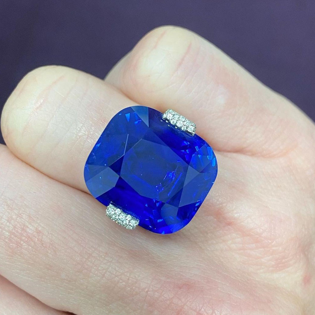 12ct Cushion Cut Sapphire Engagement Ring | SayaBling Jewelry