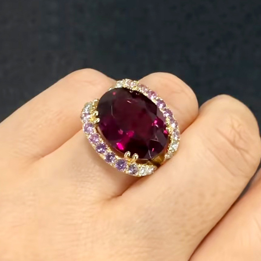 8ct Oval Cut Ruby Split Shank Cocktail Ring | SayaBling