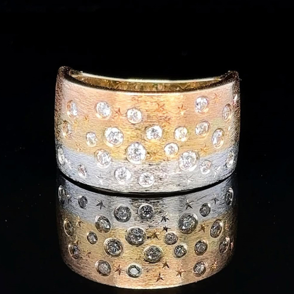 Flush Set Scattered Satin Finish Three Tone Star Wedding Band | SayaBling