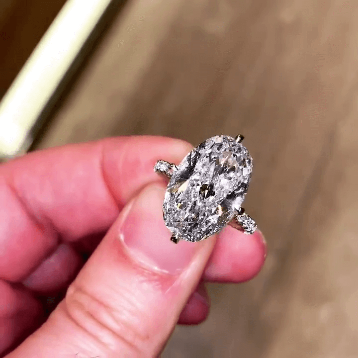 Sayabling Oval Cut White Sapphire Pave Engagement Ring | SayaBling