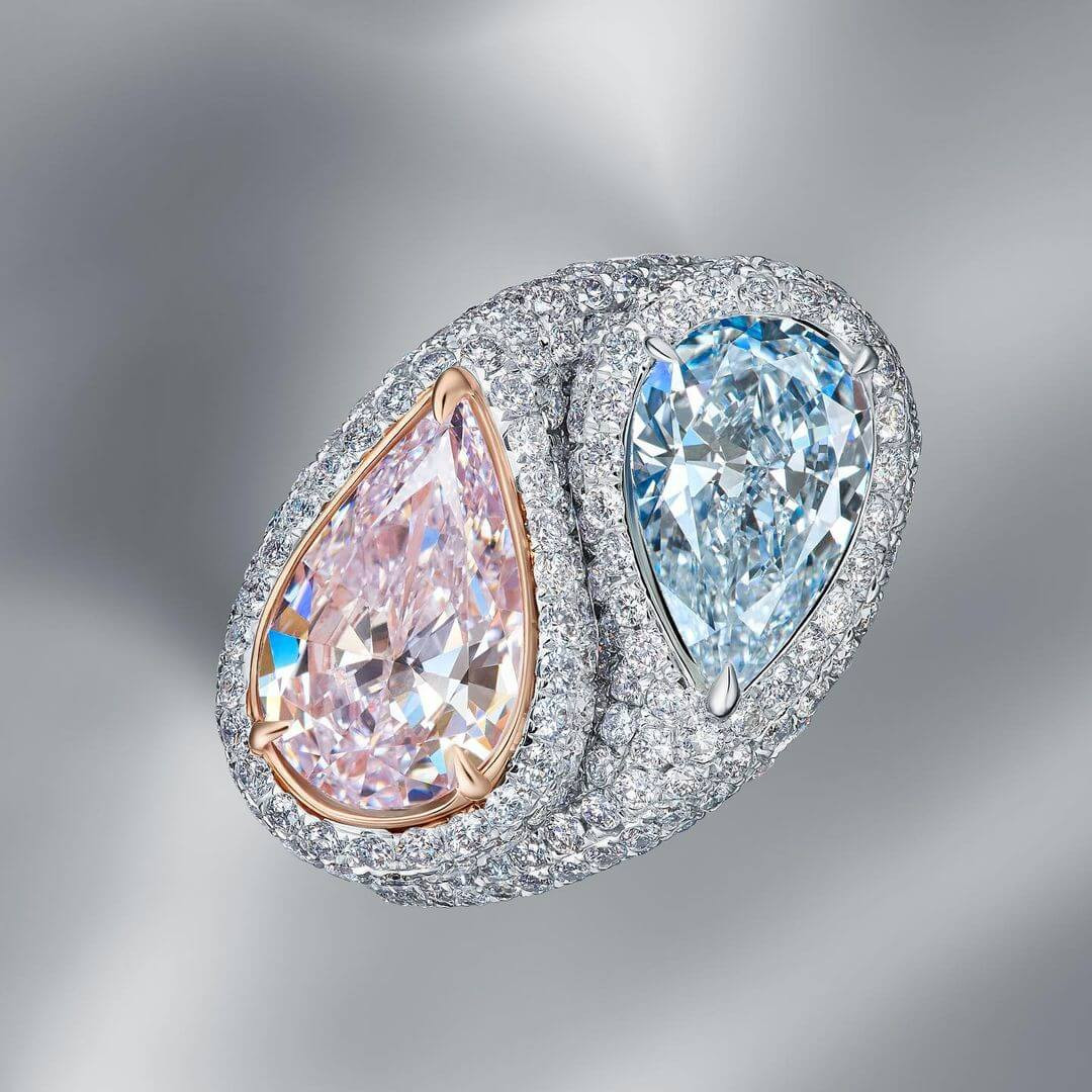 4.04ct Pear Cut Pink & Blue Sapphire 2pcs Bridal Set | SayaBling