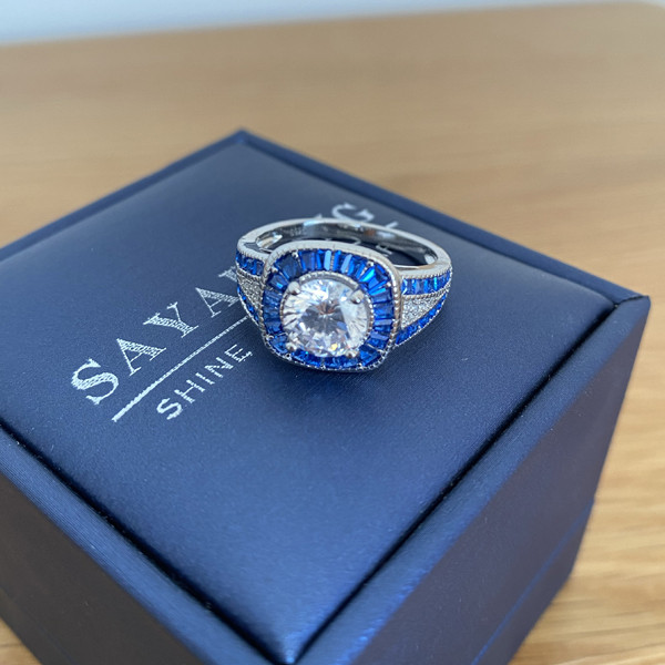 SayaBling 1.5CT Sterling Silver Engagement Ring with a Sapphire Calibre ...