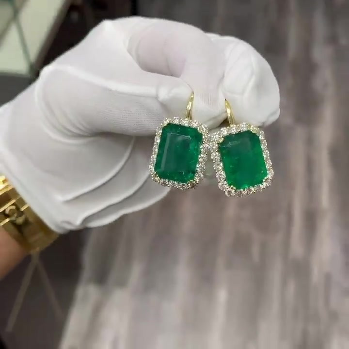8ct Emerald Cut Green Sapphire Drop Earrings in Gold | SayaBling Jewelry