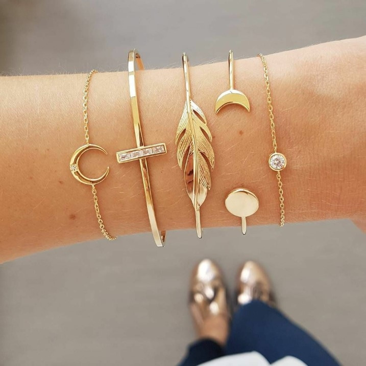 Yellow Gold Feather Geometric 5-piece Bracelet Set | SayaBling