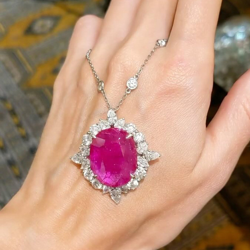 20ct Oval Cut Pinkish Red Ruby Vintage Pendant Necklace | SayaBling