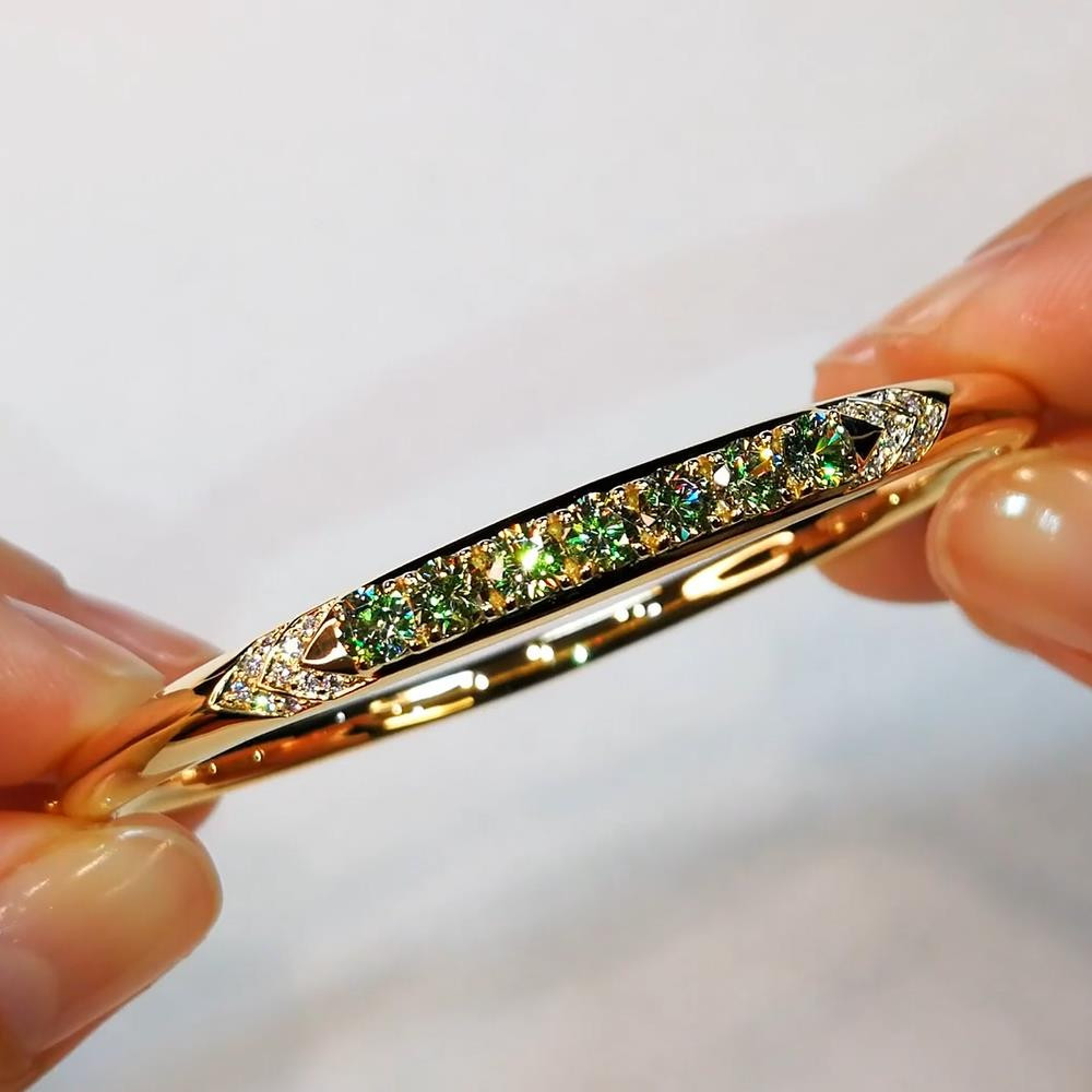 Simple Round Cut Emerald Bangle in Gold | SayaBling Jewelry