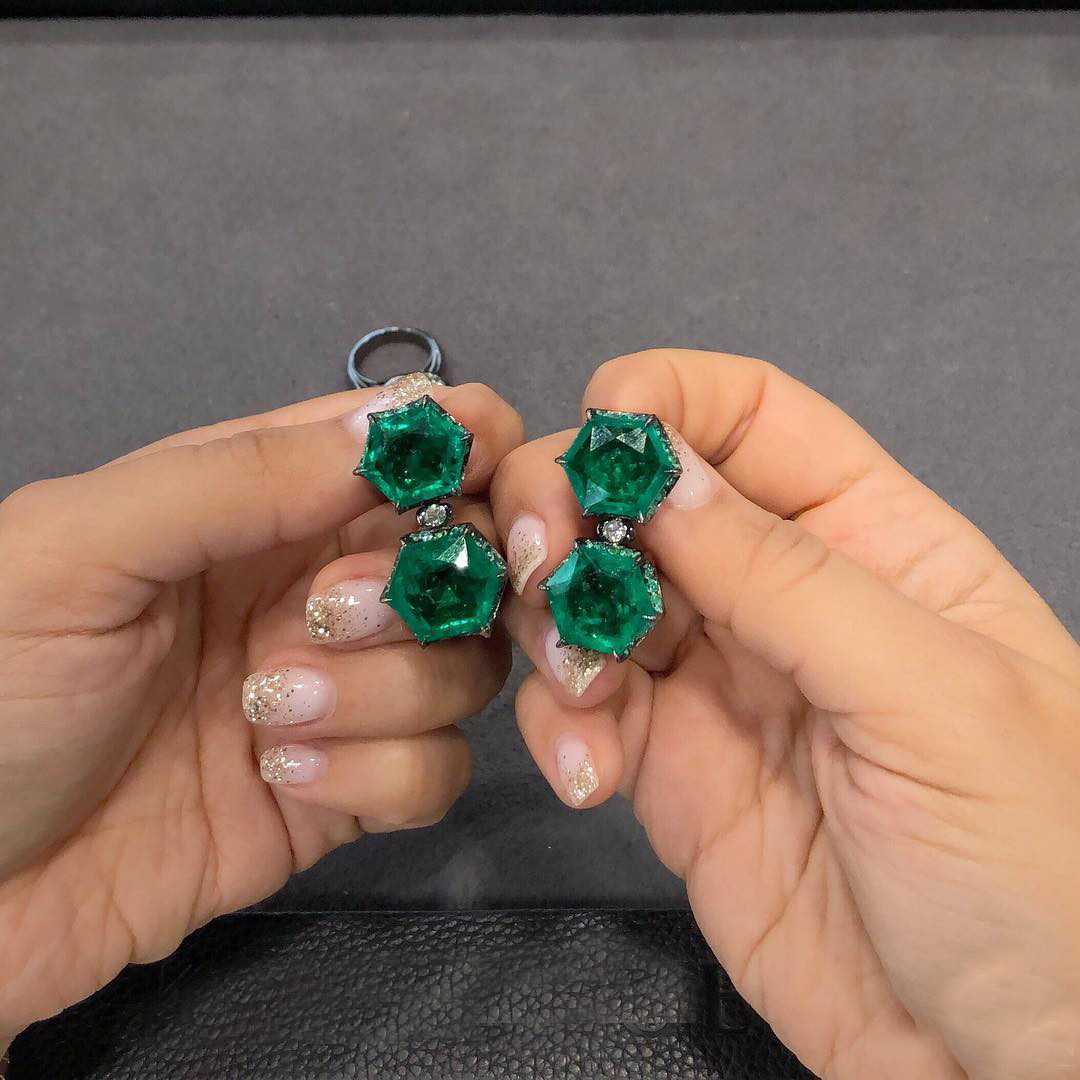 Hexagon-shaped Emerald Drop Earrings in Black Gold | SayaBling Jewelry